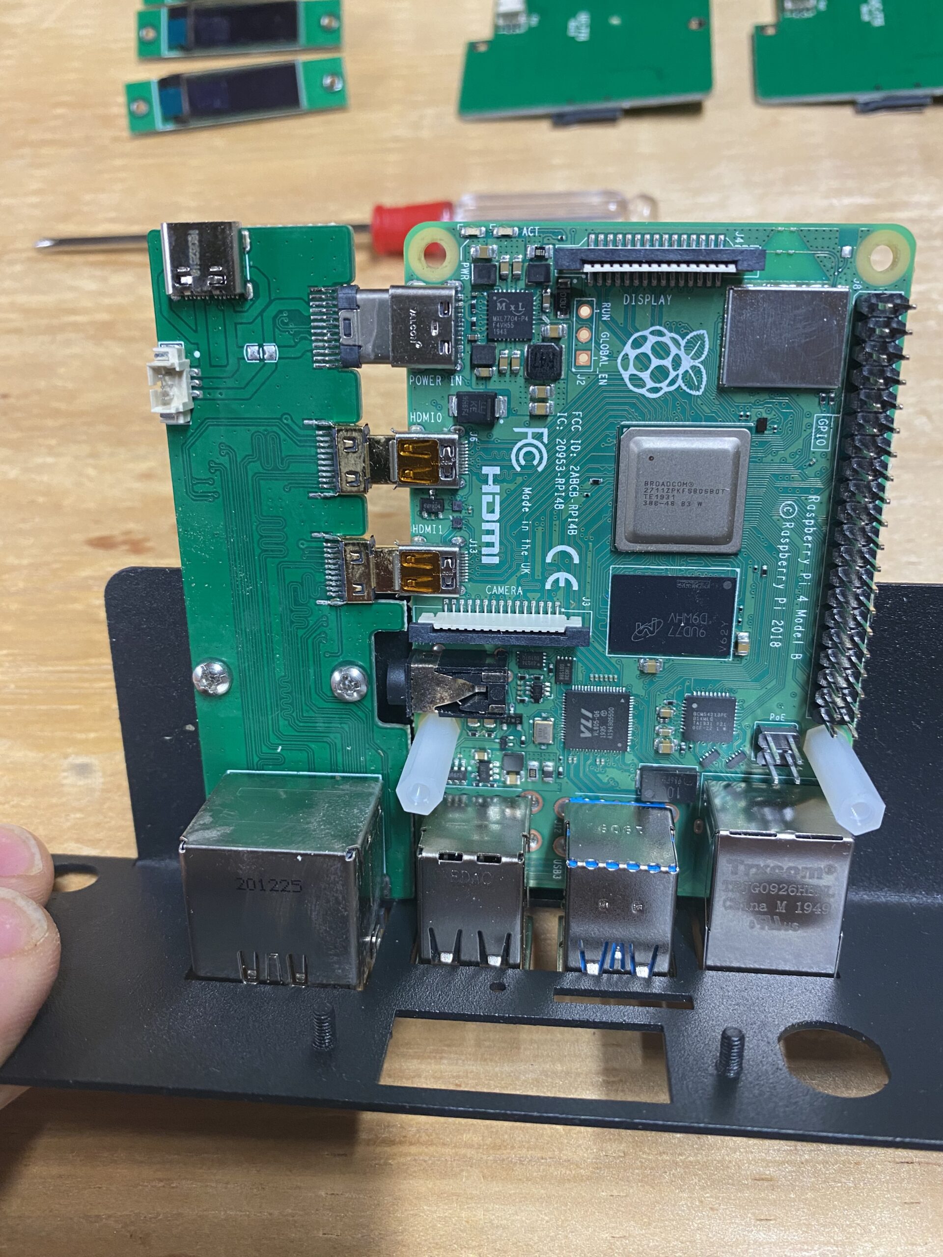 UCTRONICS Ultimate Rack for Raspberry Pi 4 – How to Raspberry