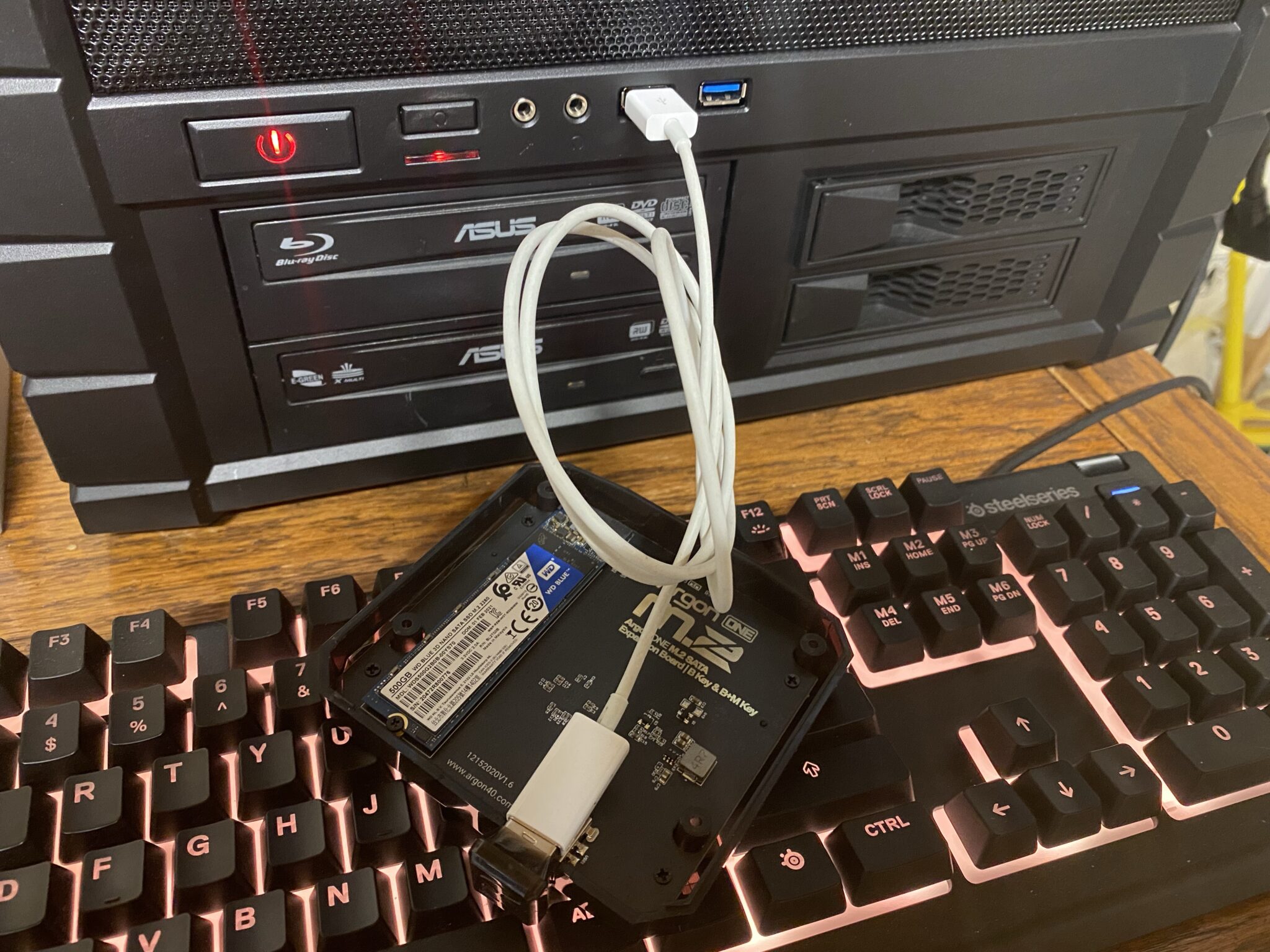 Building the Argon One Raspberry Pi Case – How to Raspberry
