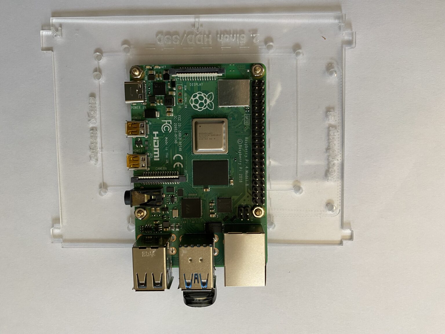 How to Build the GeeekPi Raspberry Pi Cluster Case – How to Raspberry